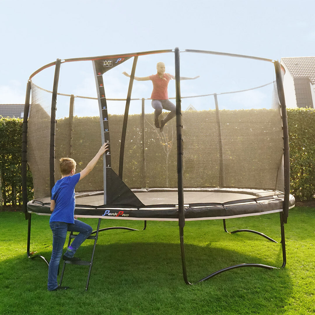 Qu'est-ce qui détermine la qualité d'un trampoline EXIT ? | EXIT Toys