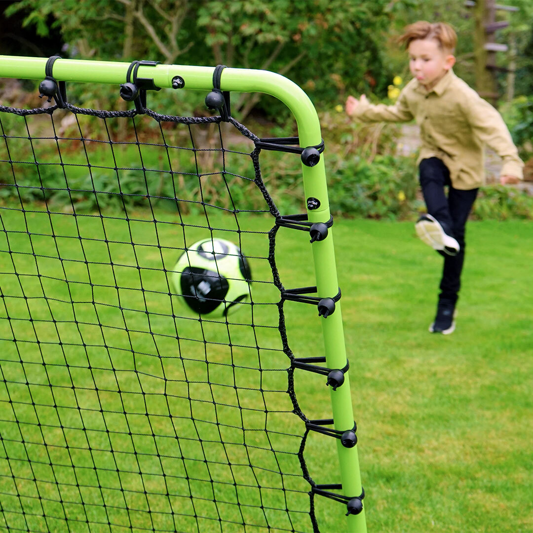 5 activités sportives à faire avec votre enfant en plein air | EXIT Toys